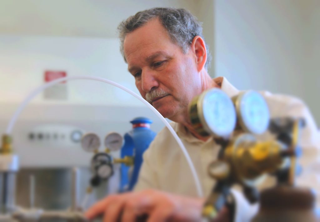 Dr. Davidson Receives Prestigious NIH MERIT Award - College of Medicine