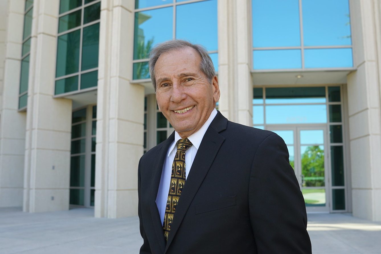 Dr. Borrero Continues To Teach, Mentor Inspire - College of Medicine